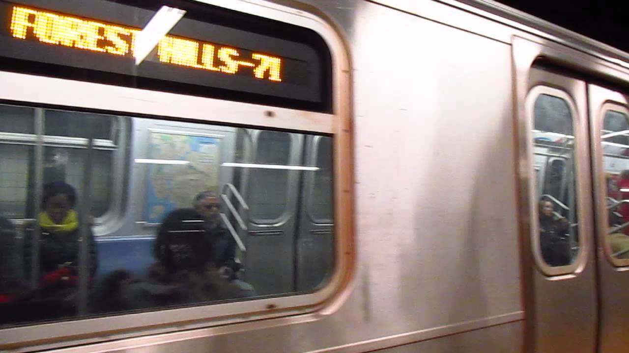 MTA New York City Subway: Queens-bound R160 R Train at the Times Square ...