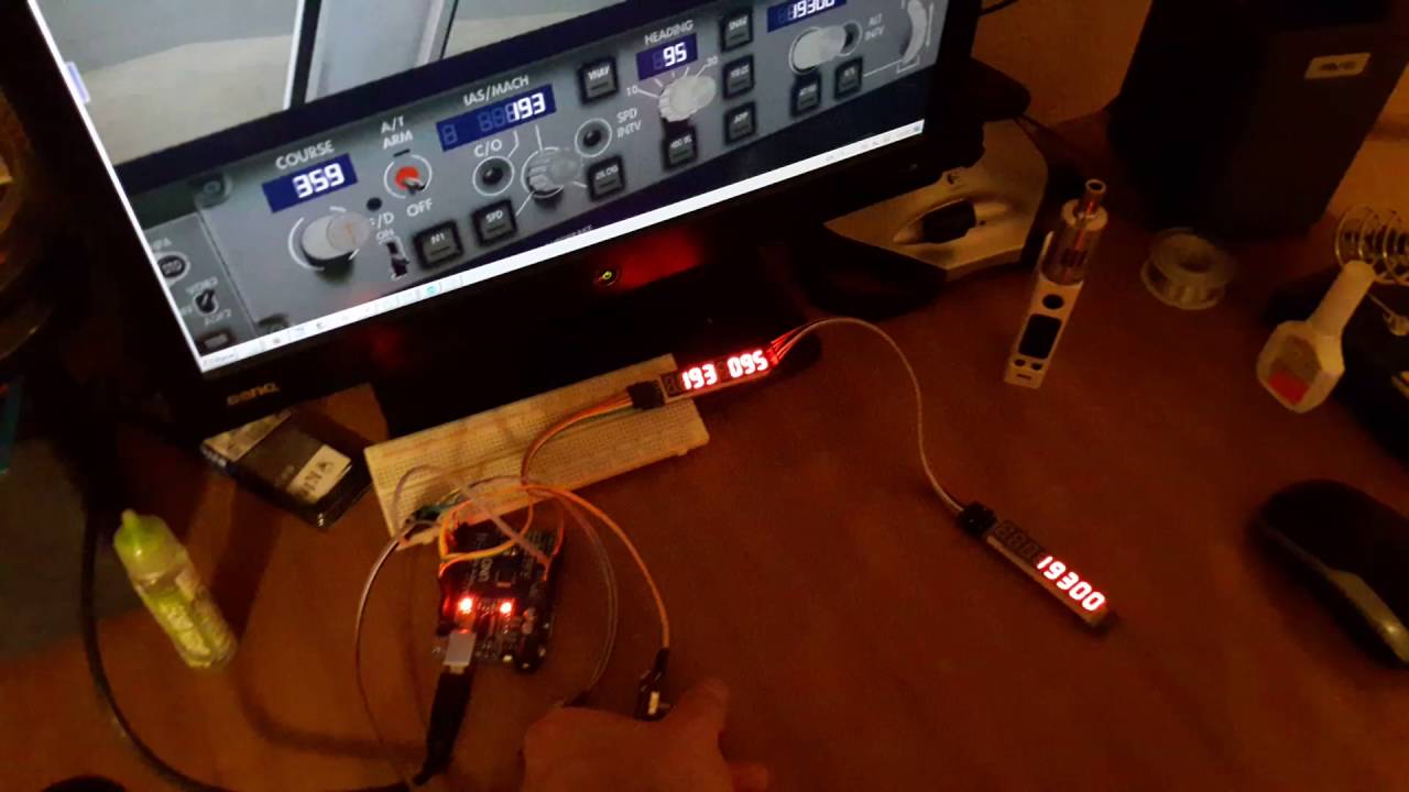 MCP Boeing 737 на Arduino - YouTube