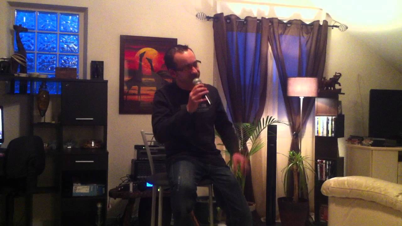 johnny hallyday salut charlie par enzo - YouTube