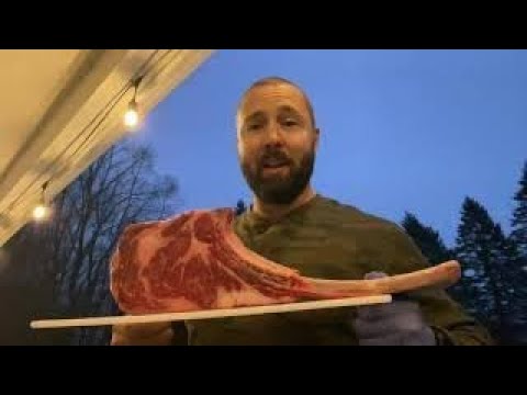 Caveman Style Tomahawk Ribeye on the Big Green Egg! Amazing or Bust ...