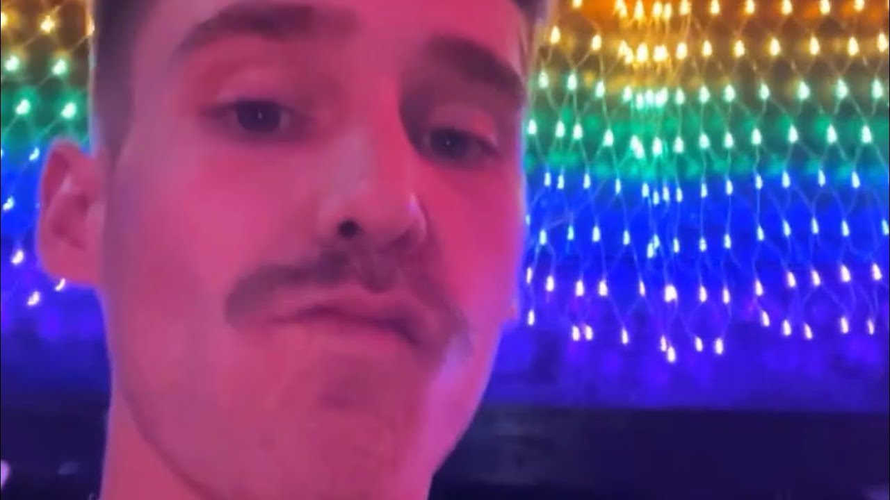 The Homeless Bodybuilder- Day 11 (Bartending all Weekend) - YouTube