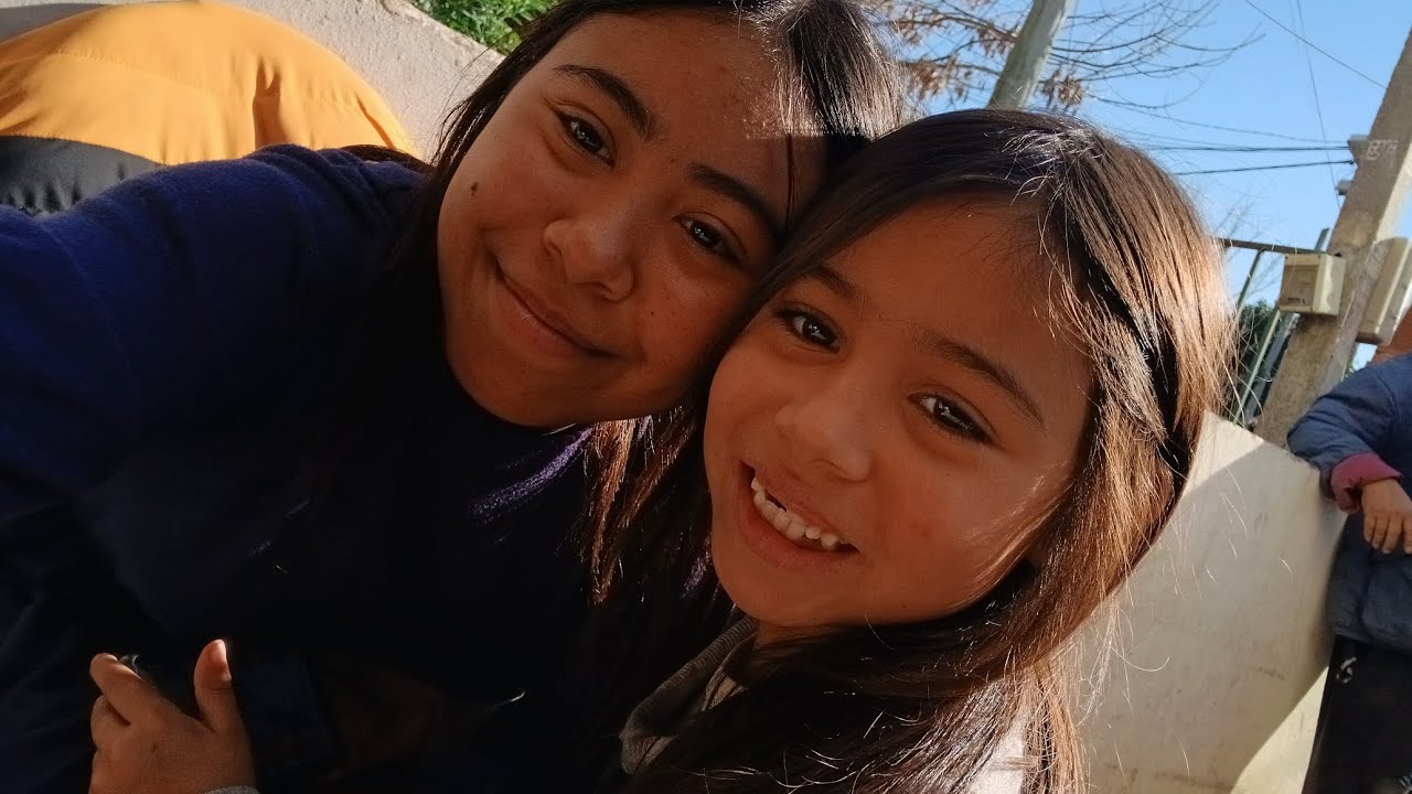 Mariana Y Amber Dios Verdadero... - YouTube