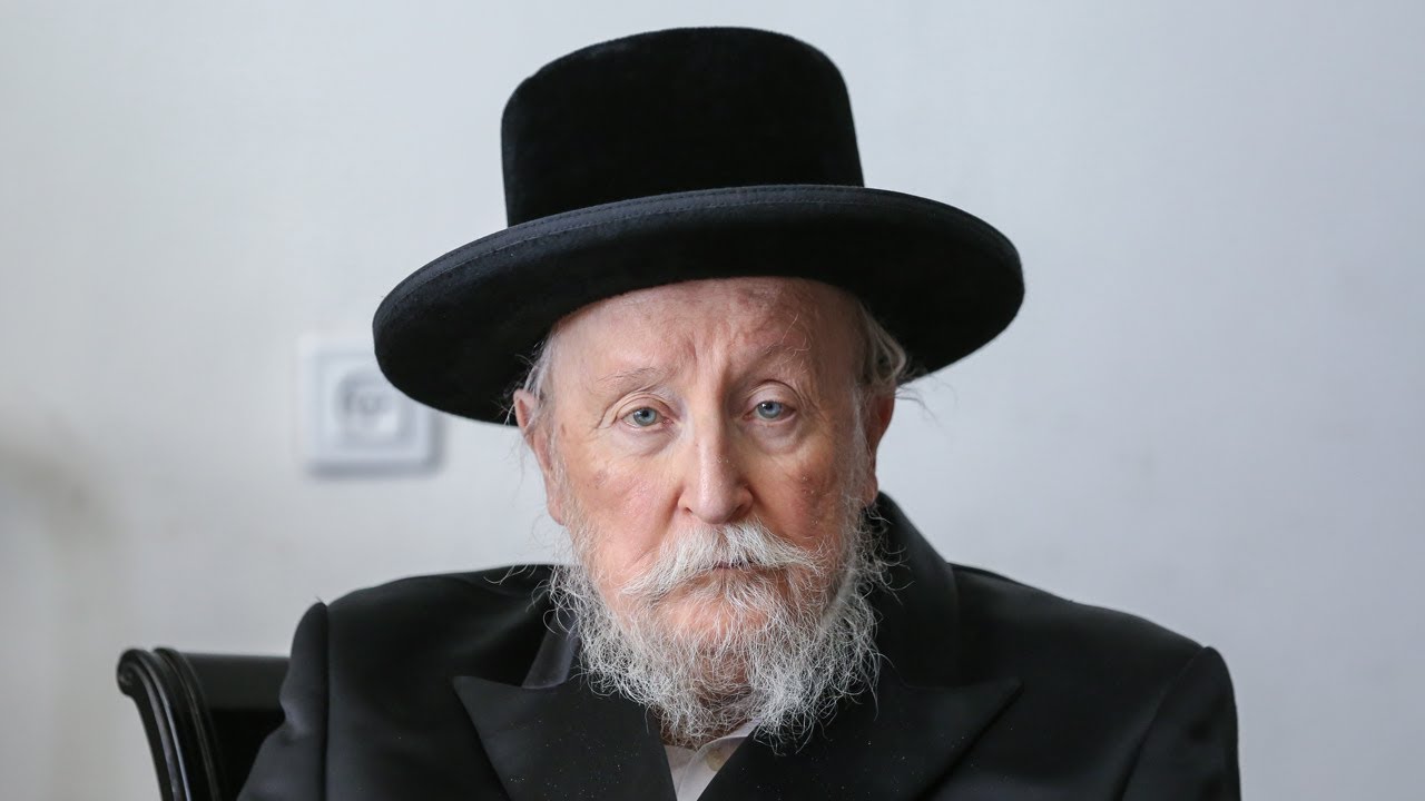 האדמו''ר מביאלא זצ''ל מטייל ביער ביריה בצפת | The Biala Rebbe zt"l ...