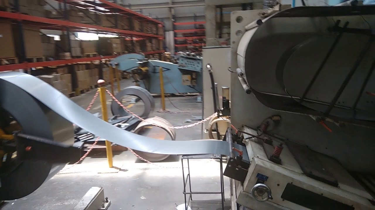 Yamada Dobby 330T Stamping line - YouTube