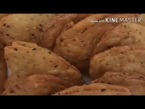 Crispy and layered mathari/how to make mathari at home/deewali snacks ...