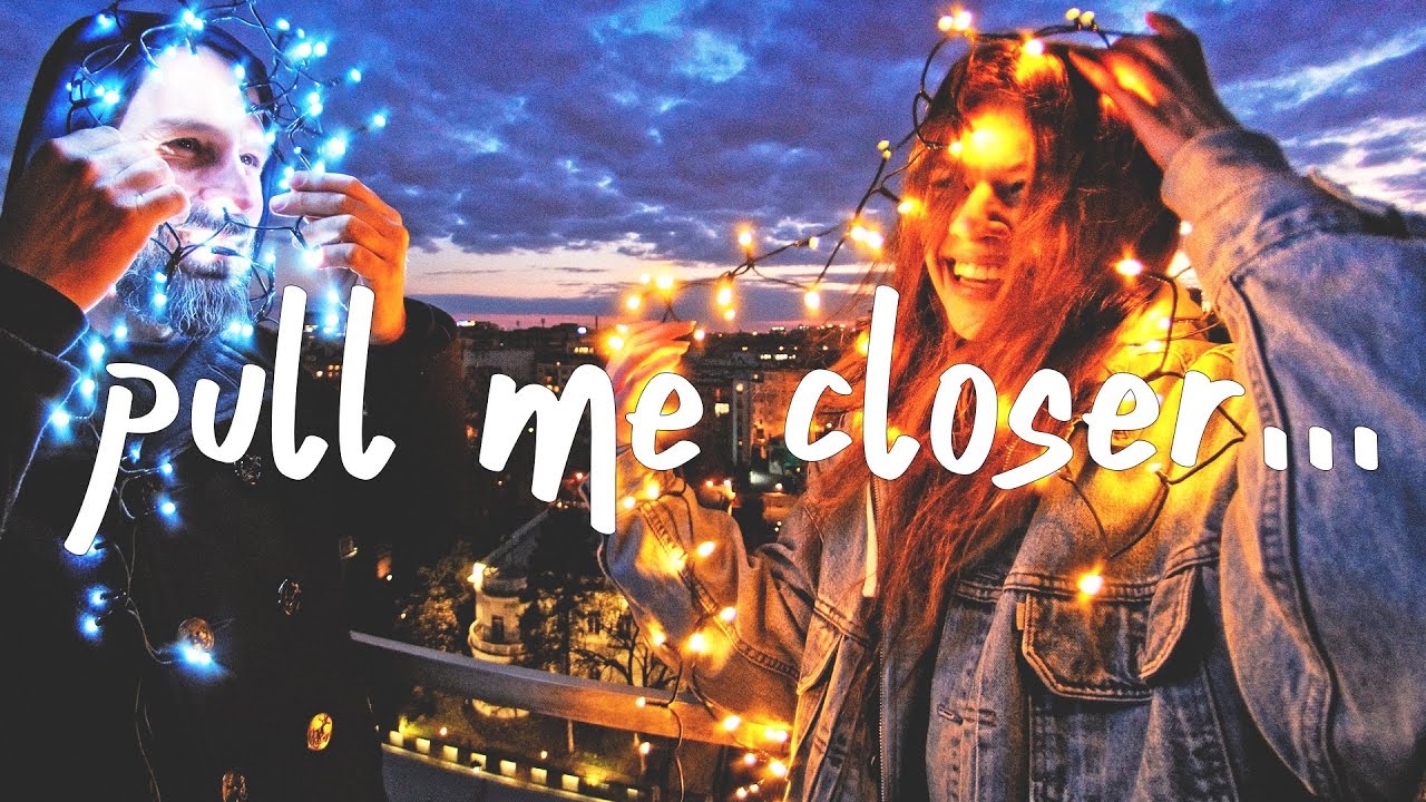 The Chainsmokers & Halsey - Closer (Lyrics) - YouTube