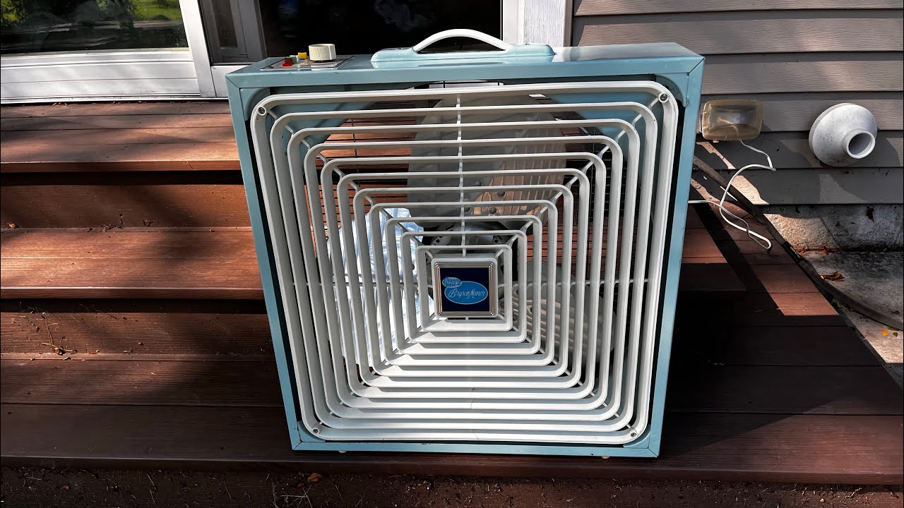 A Bryson Manor (Lakewood) deluxe box/window fan - YouTube