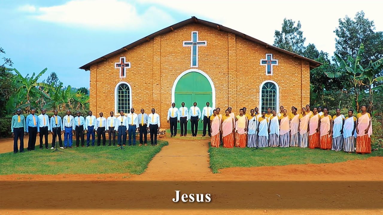1 YESU N'UMUKOZI W'UMUHANGA By CHORALE CIGUMIJE 3 - YouTube