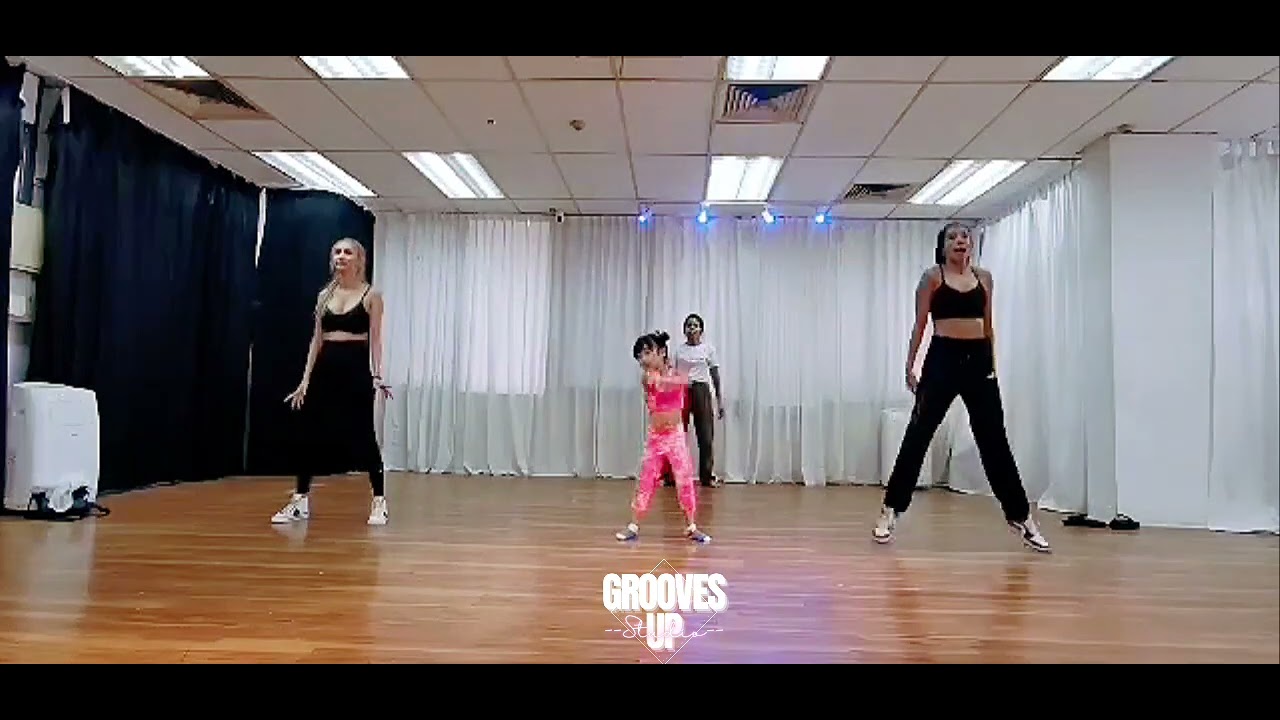 Barbie Girl / Dance Workout/ Grooves up studio - YouTube