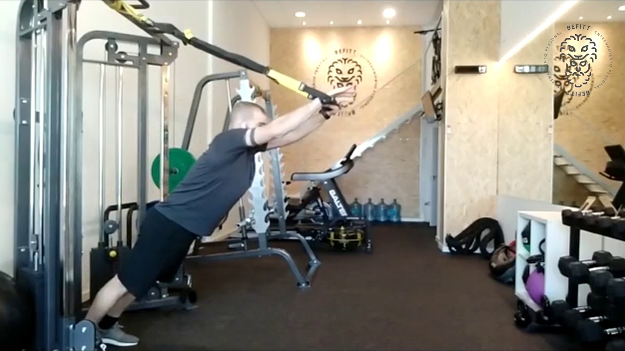 TRX Supermán - YouTube