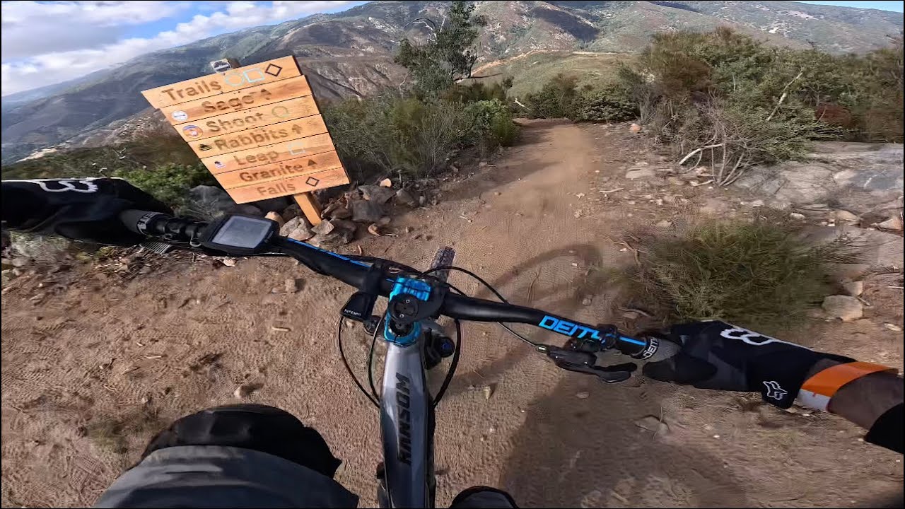 SAGE SHOOT TRAIL(Luiseno bike park pauma,Ca) Lots of Smooth Sweeping ...