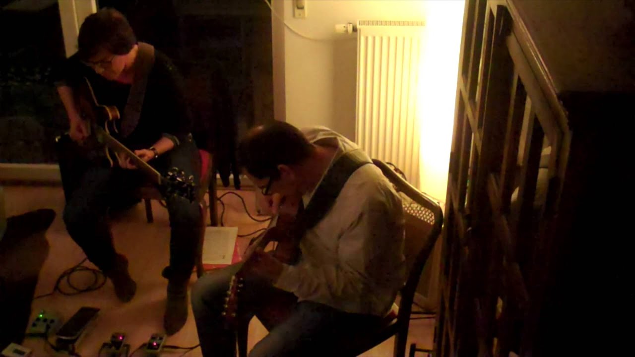 2 guitars goes couching - Christian Eckert feat. Sandra Hempel - YouTube