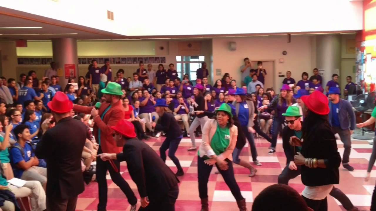 Mott Hall Bronx hight school - YouTube