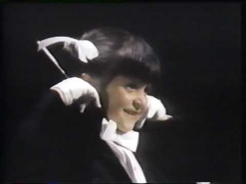 Pinwheel Clip: Orchestra Transition - YouTube