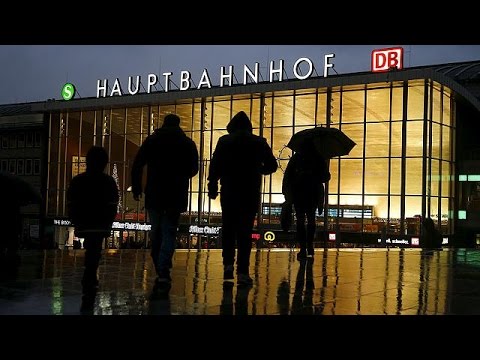 Almanya'da taciz ve gasp olaylarının yankısı büyüyor