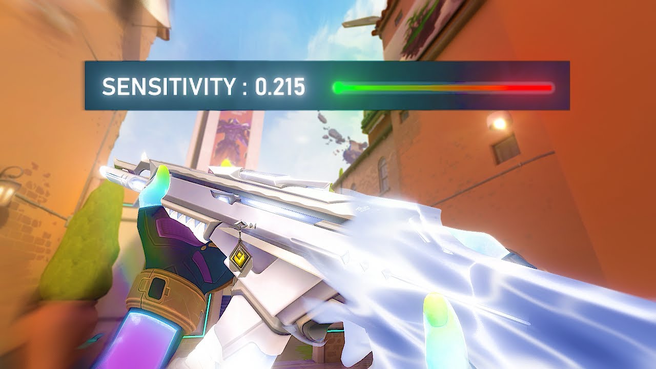 What a Low Sens Neon Main Looks Like 🤔 - YouTube