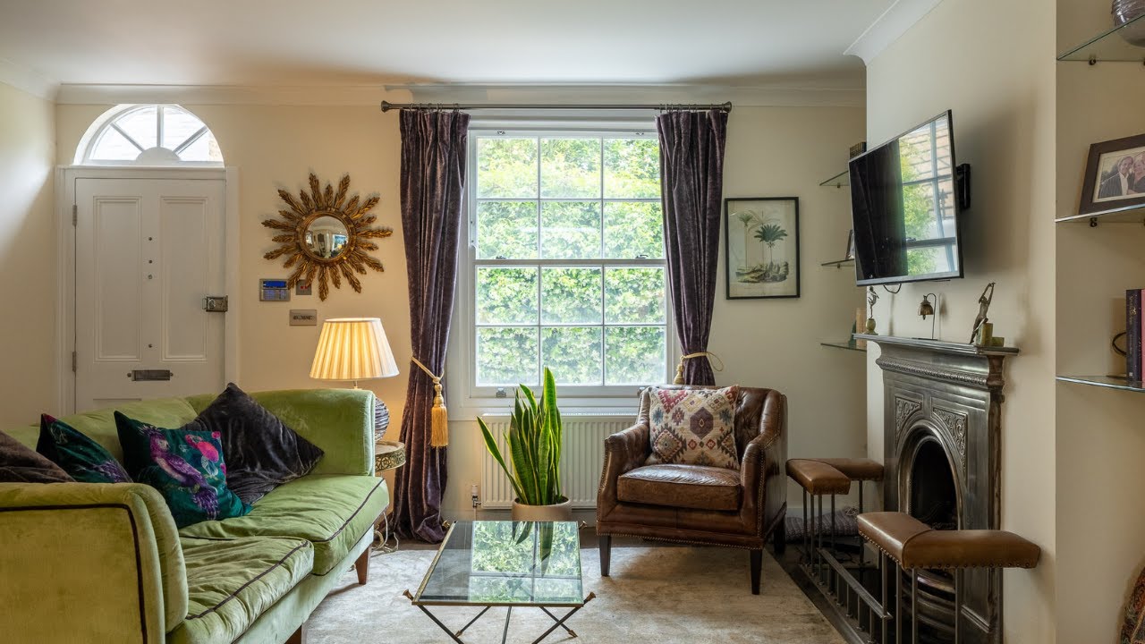 Charming Chelsea cottage in secluded setting with spacious roof terrace ...