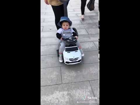 Funny Baby Driving in Car - YouTube