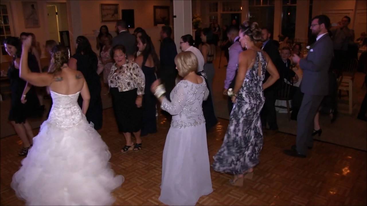Dance baby Dance- Wedding Flash Mob / AWOLNATION - YouTube