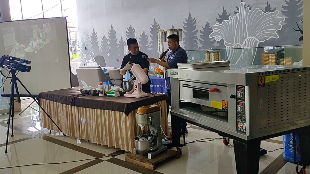 Baking Demo Bogor With Bakersfriend - YouTube