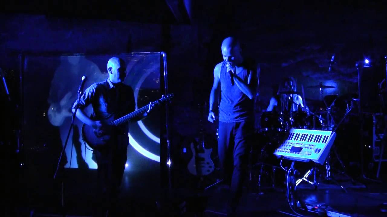 I-Exist - Giving my life Featuring Brian Zuckerman - YouTube