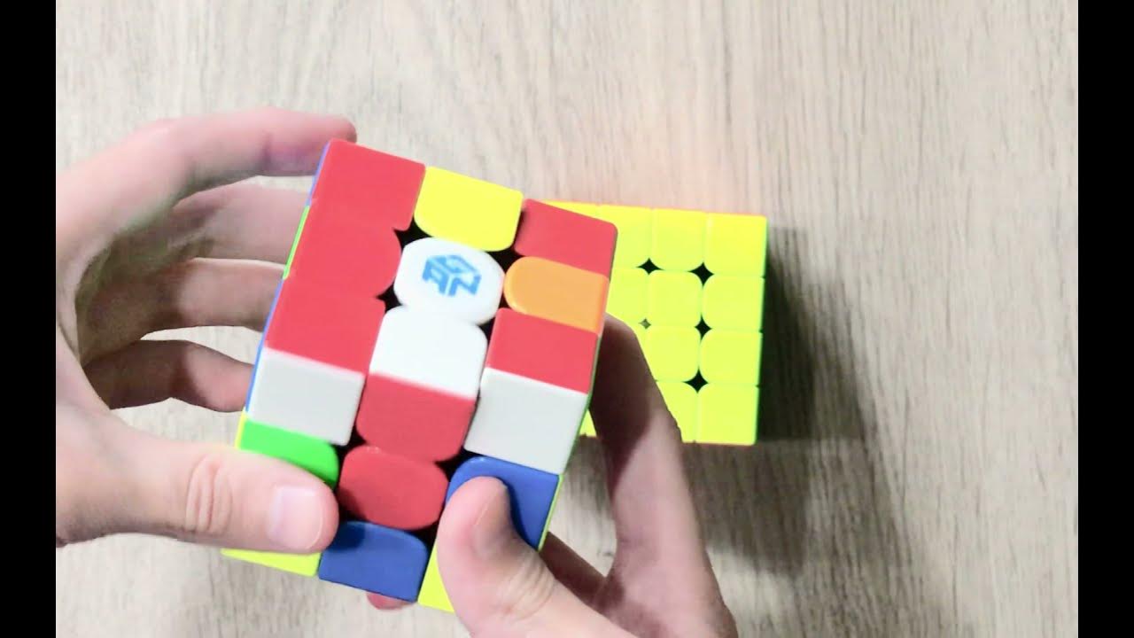 The SUPERFLIP Pattern on a 3x3 and 4x4 cube(Tutorial) - YouTube