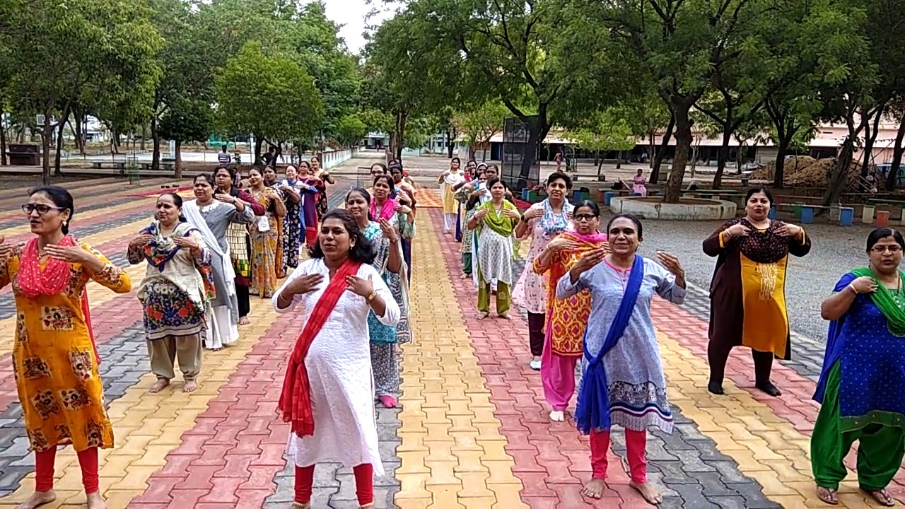 Mount fort convent, ballarpur yog day programme - YouTube