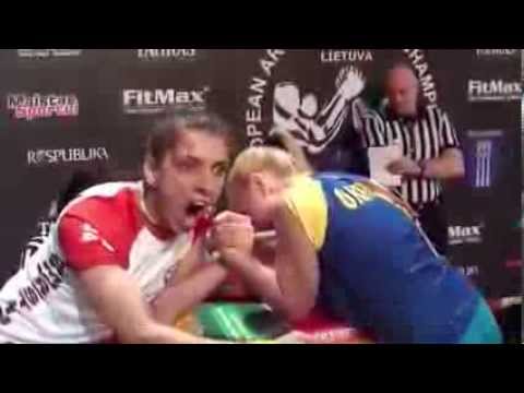 women  wrist crazy - kadınların çılgın bilek güreşi