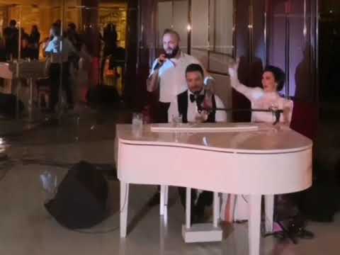 Burcu Kıratlı ve Sinan Akçıl'ın Düğününden Kareler...