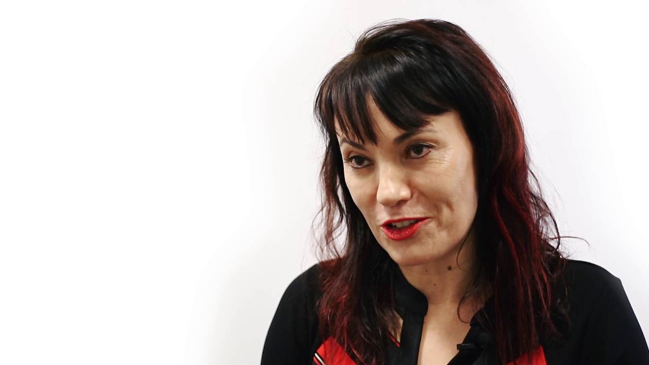 Women of Wonder: Dr Delia Vazquez - YouTube