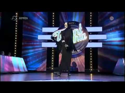 TALENTMANIA - Dominik Turza smrtka + smrtka uteka za taxikarem - YouTube