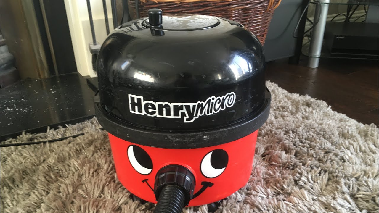 Henry Micro HVR200M hoover Vacuum Numatic - YouTube