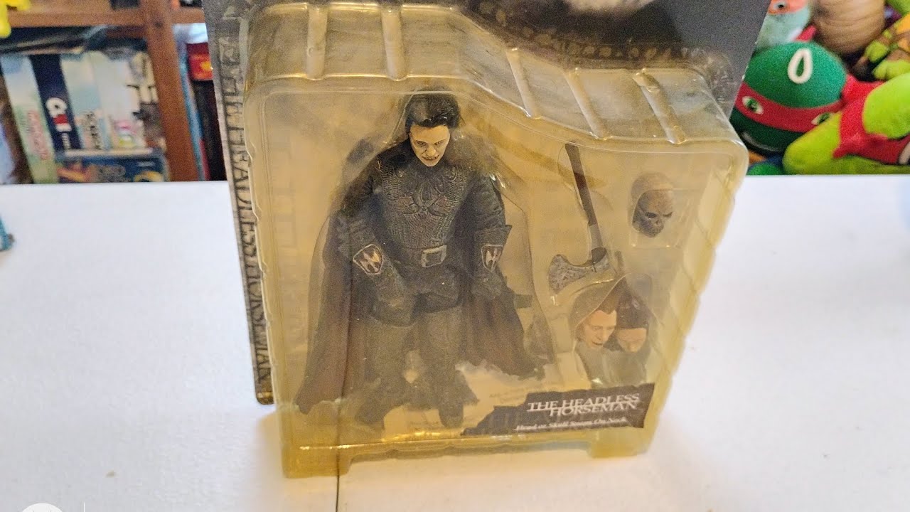 unboxing sleepy hollow action figure headless horseman. - YouTube