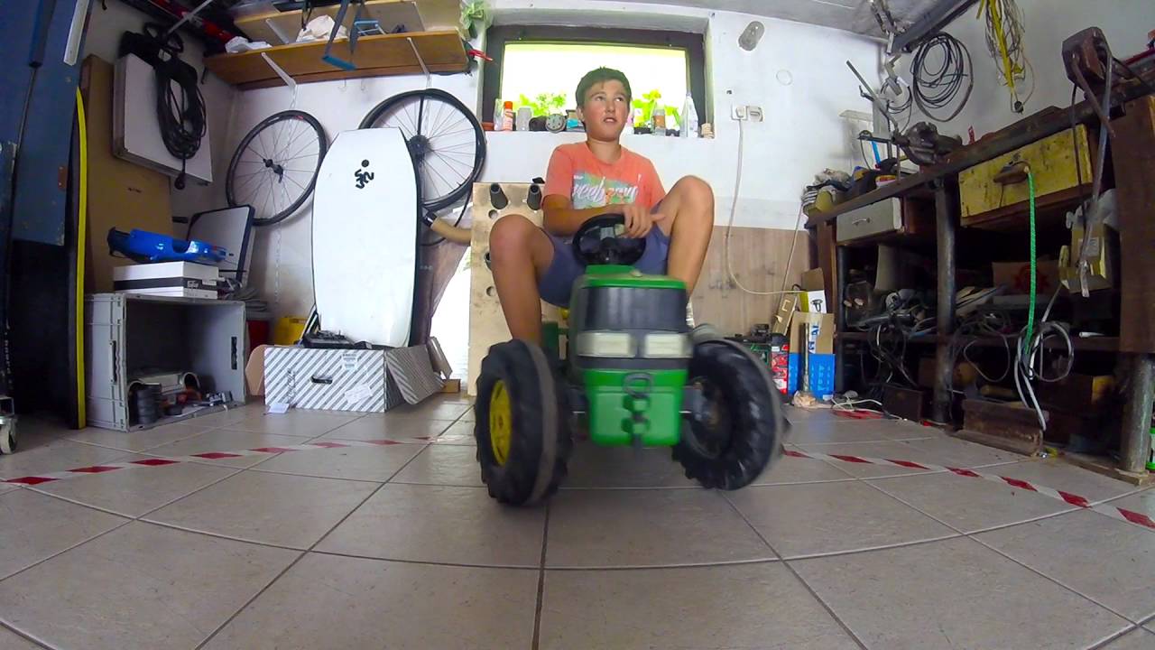 extreme tractor drifting - YouTube