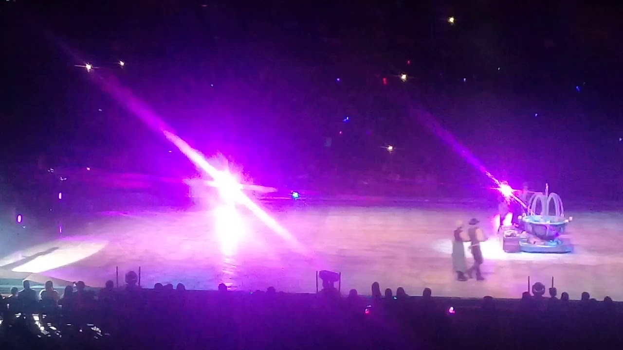 Disney on ice - YouTube