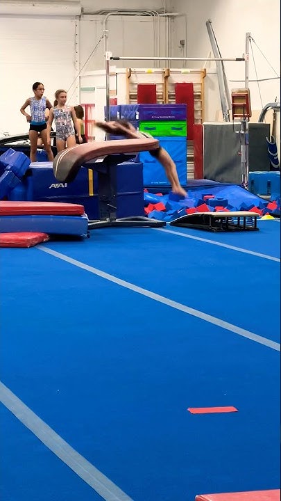 Gymnastics Level 3 Vault - YouTube