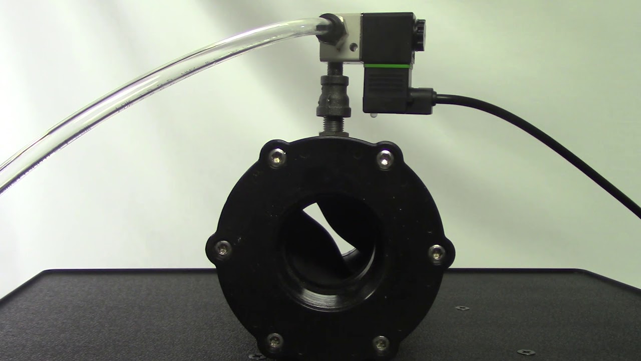 Invincible Vacuum "Port Ready System" - YouTube