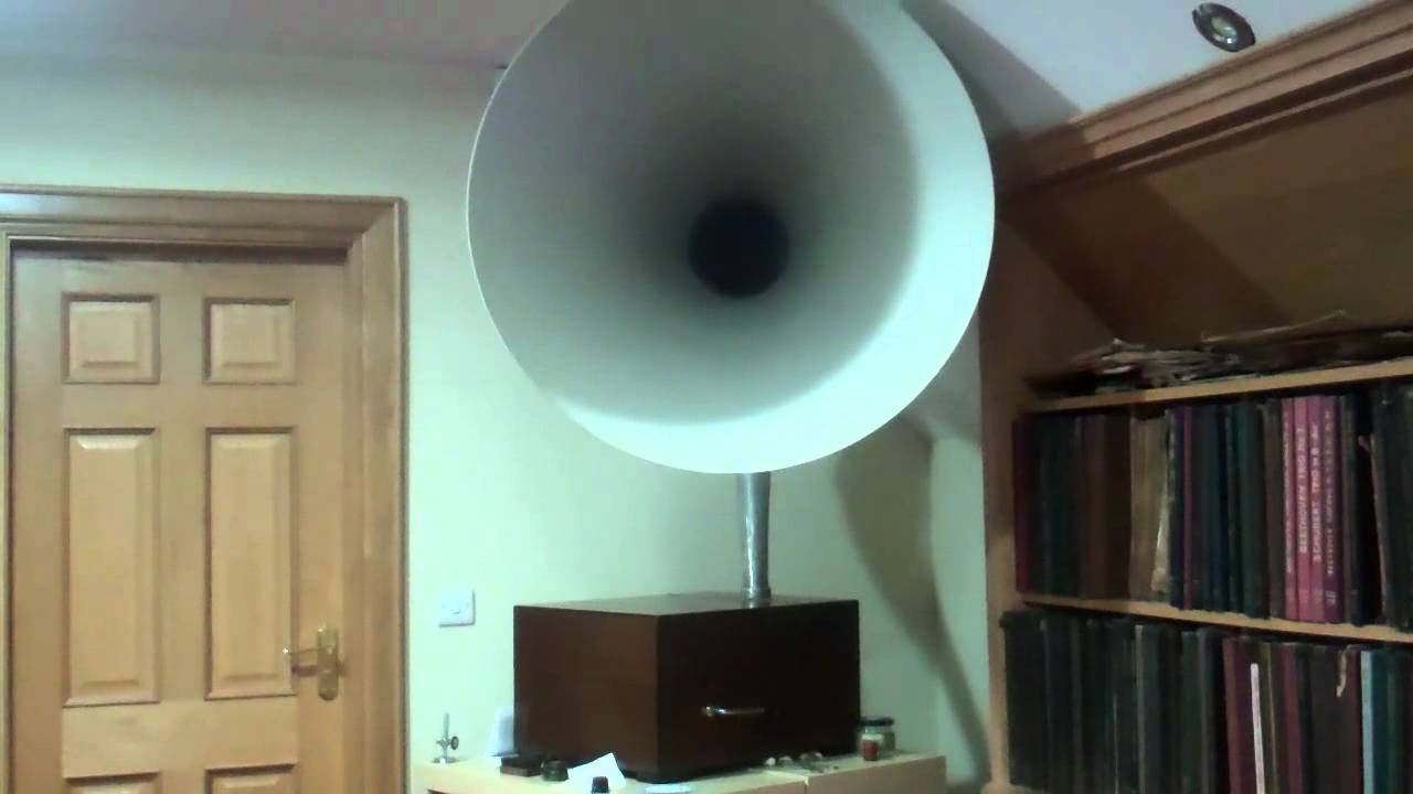EMG Gramophone. Michael Coleman. 78rpm. - YouTube