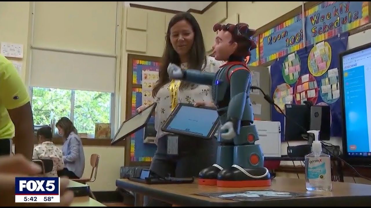 Education Robot Assists Special Needs Students - YouTube