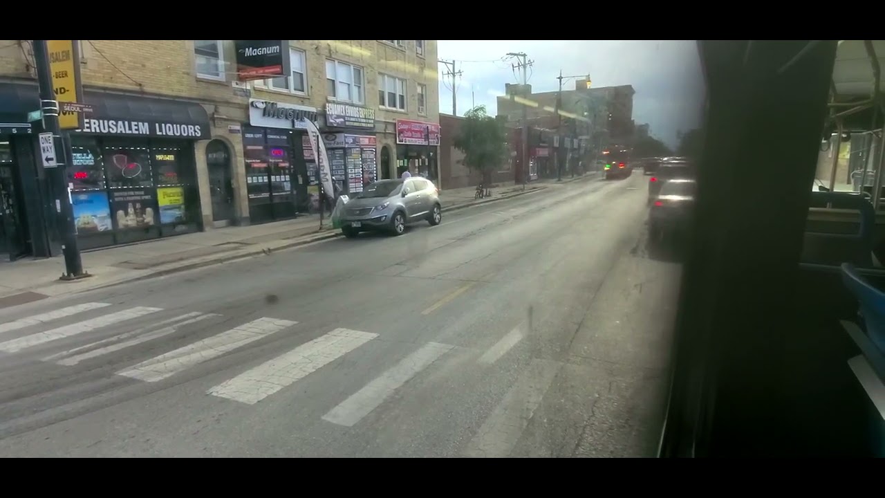 Chicago Fire Department Engine 124 & Truck 38 Responding - YouTube