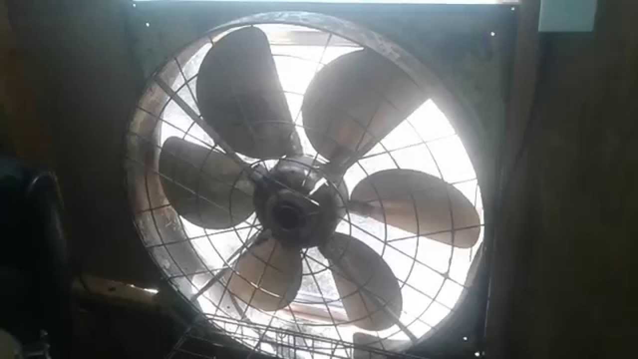 30" Bar Brook Exhaust Fan - YouTube