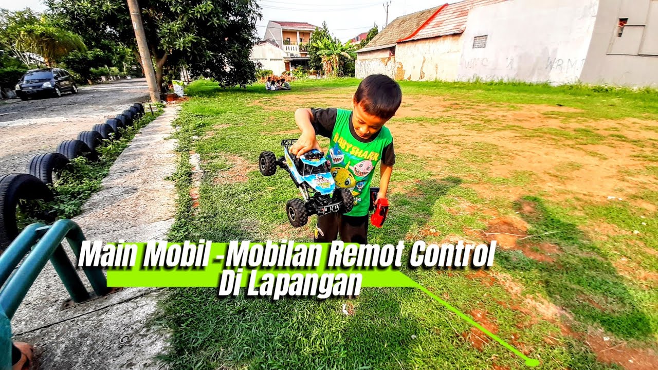 Main Mobil mobilan remot control dilapangan - YouTube
