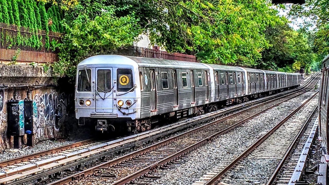 NYC Brighton Line: R46 (Q) @ Newkirk Plaza - YouTube