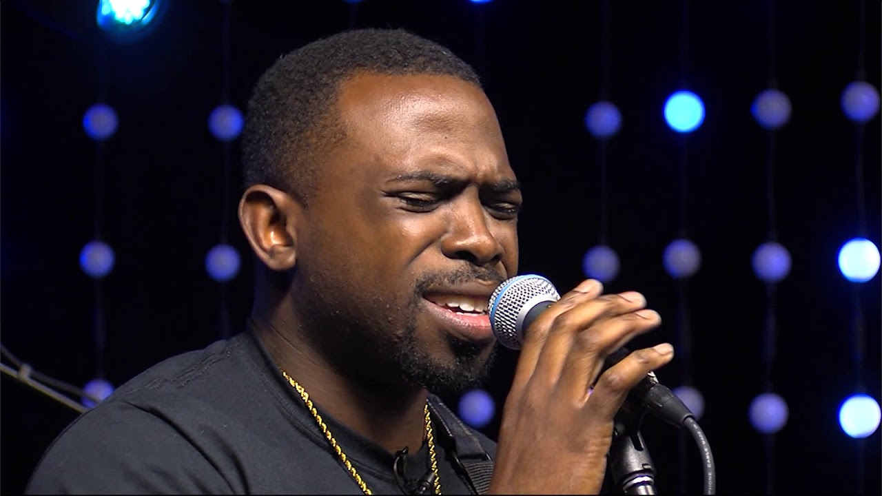 Kent Lee Performs "Keepin' On" - YouTube