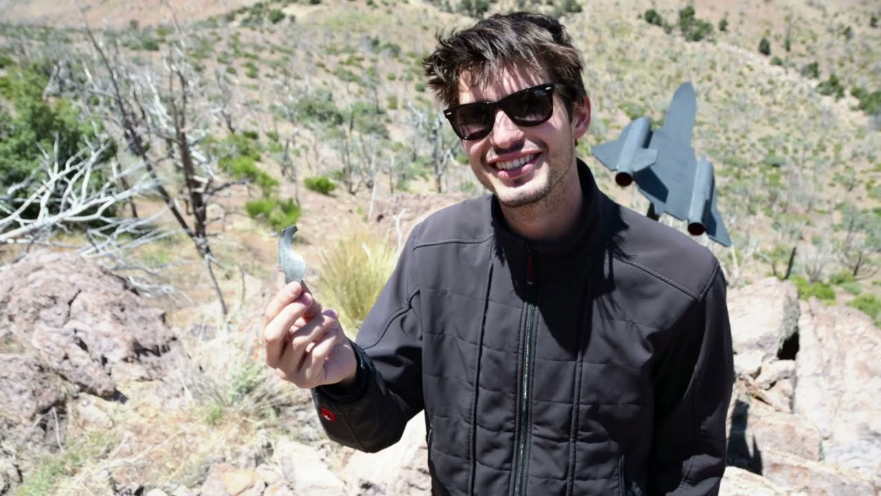 Flying to the Walt Ray A-12 Memorial: A Backcountry Helicopter ...