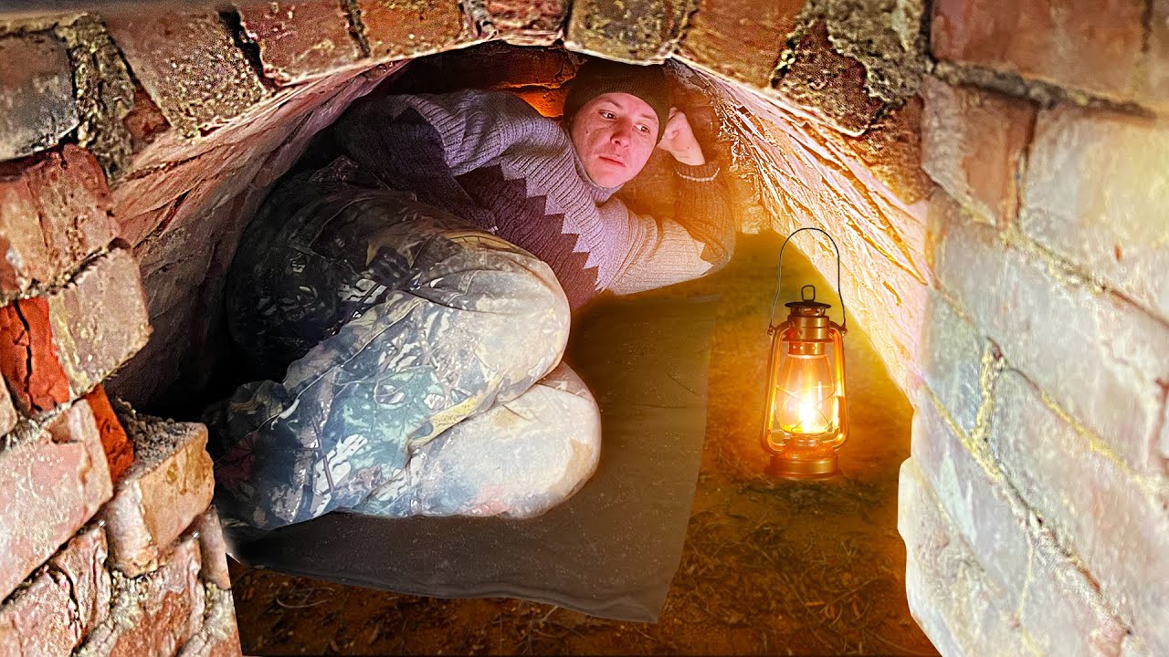 Underground Stone Shelter | Construction Bushcraft | Hiding from People ...