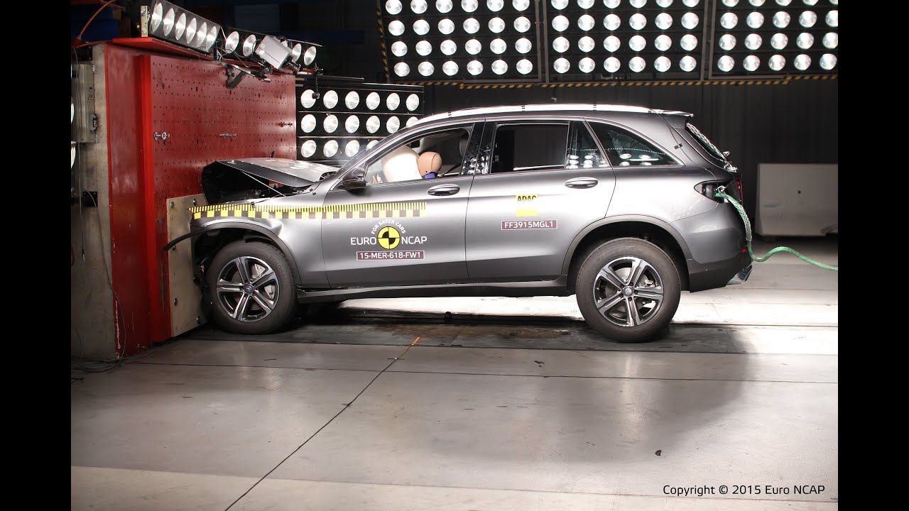 Mercedes-Benz GLC Crash Test Euro NCAP - YouTube