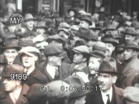 1920s - Houdini Escape Straitjacket Hanging Upside Down From Building ...