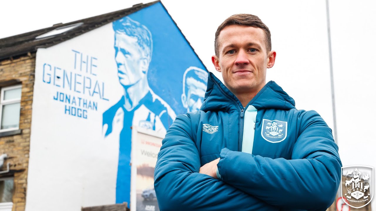 HOGG MURAL UNVEILED AS CAPTAIN CELEBRATES DECADE AT CLUB! - YouTube