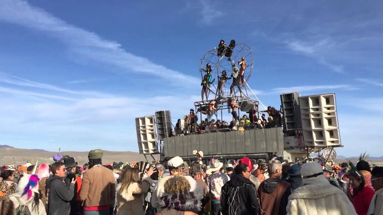 Sunday mornings @ Robot Heart Burning Man 2015 day 7 - YouTube